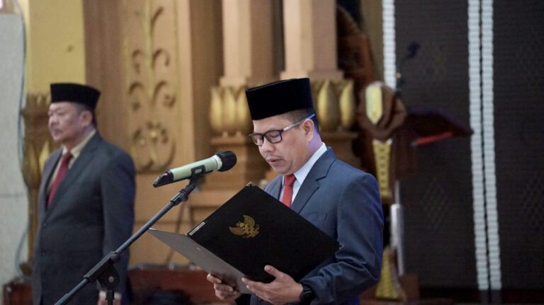 Bupati Satono Lantik 91 Pejabat di Lingkungan Pemerintah Kabupaten ...